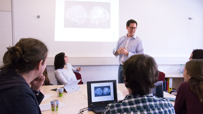 Neurolinguistics Lab | General Linguistics/Linguistics Typology