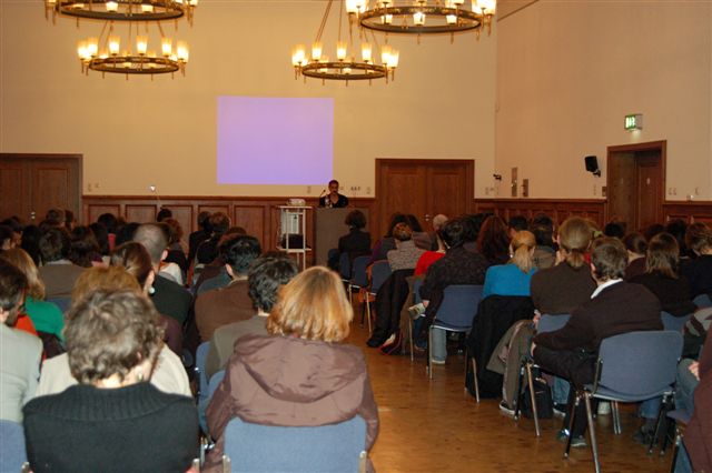 Photos of Prof. Spivak’s Speech | Center for Intercultural Studies