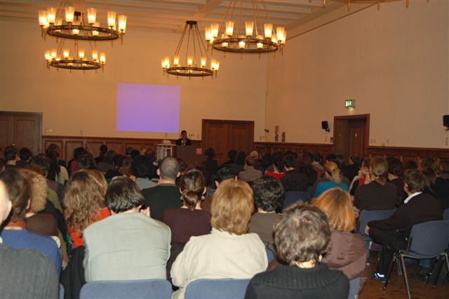 Photos of Prof. Spivak’s Speech | Center for Intercultural Studies
